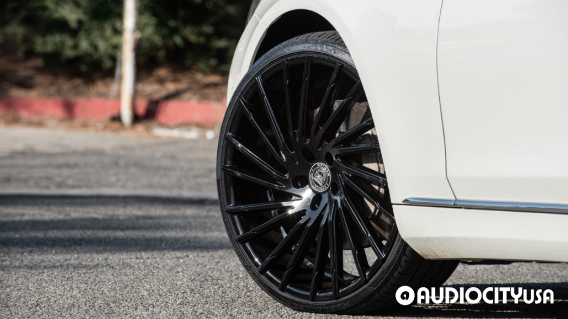 2015 Mercedes-Benz S-Class on 22" Lexani Wheels Wraith Gloss Black ...