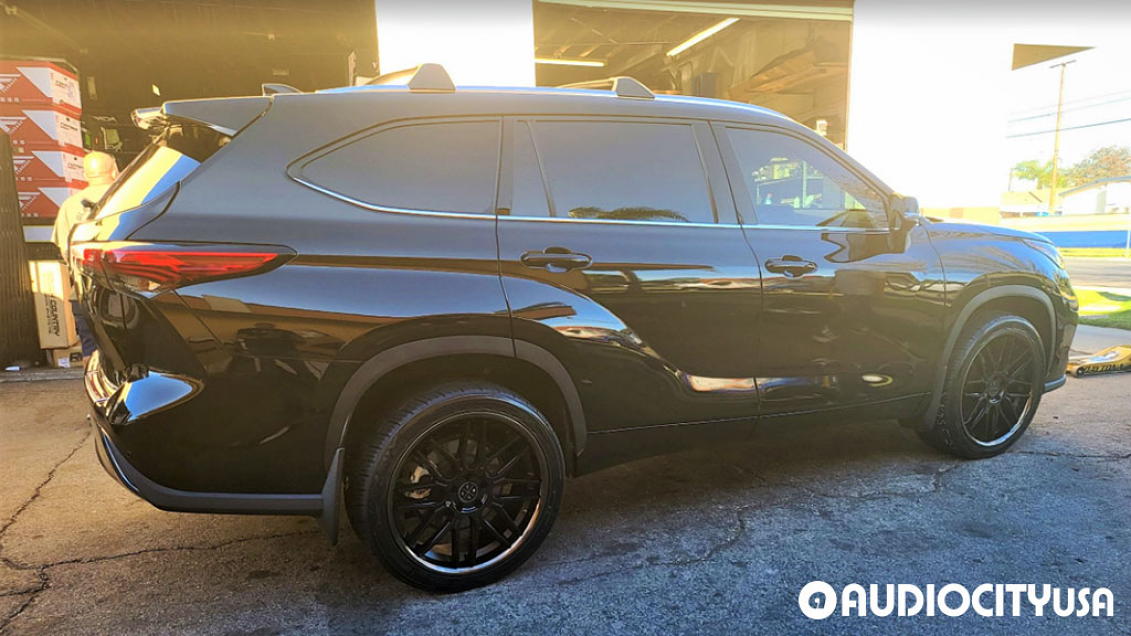 2021 Toyota Highlander on 22" Blaque Diamond Wheels BD-27 Satin Black ...