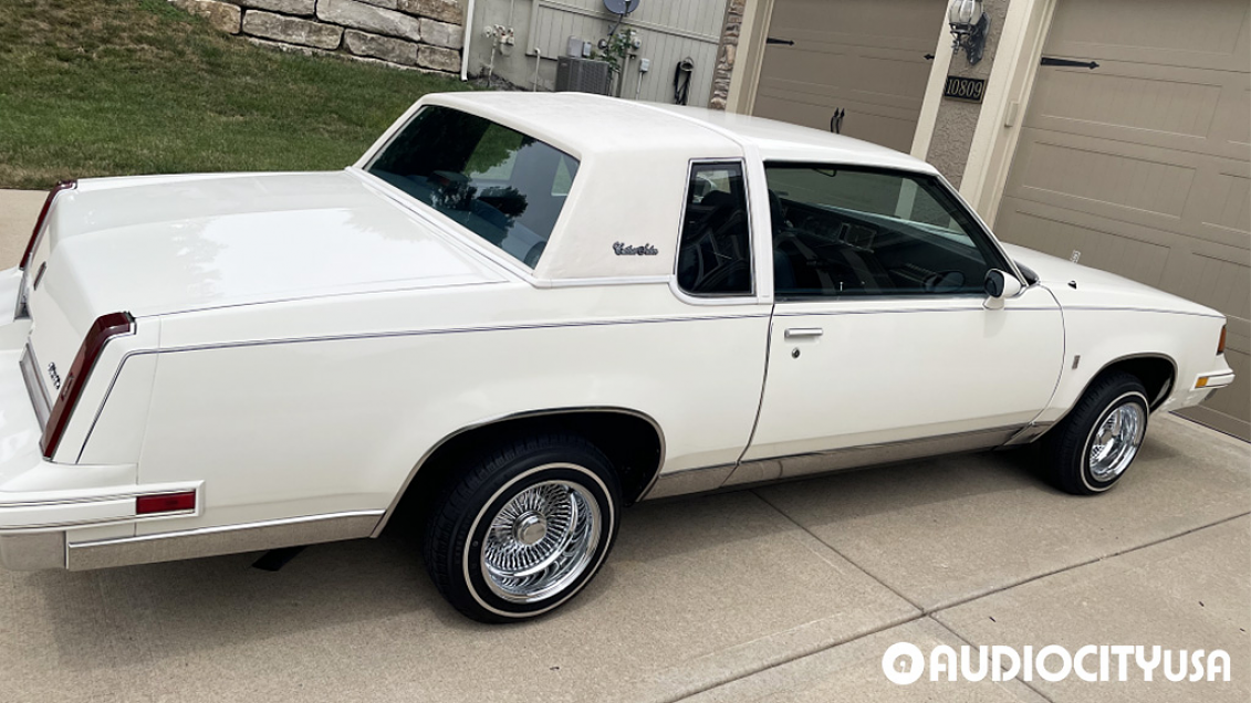 1988 Oldsmobile Cutlass Supreme on 13" LA Wire Wheels Reverse 100-Spoke ...