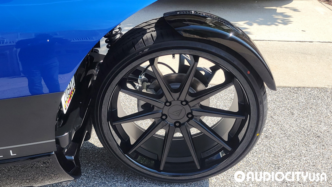 2022 Vanderhall Carmel on 20" Ferrada Wheels FR4 Matte Black with Gloss ...