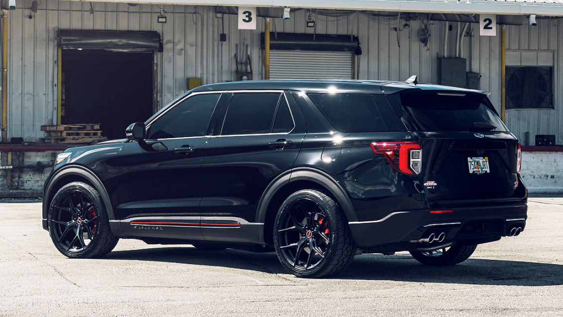 2021 Ford Explorer on 22" Vossen Wheels HF-5 Gloss Black | Gallery ...