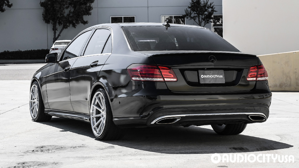 2014 Mercedes-Benz E-Class on 19" Ferrada Wheels FR4 Silver Machined ...
