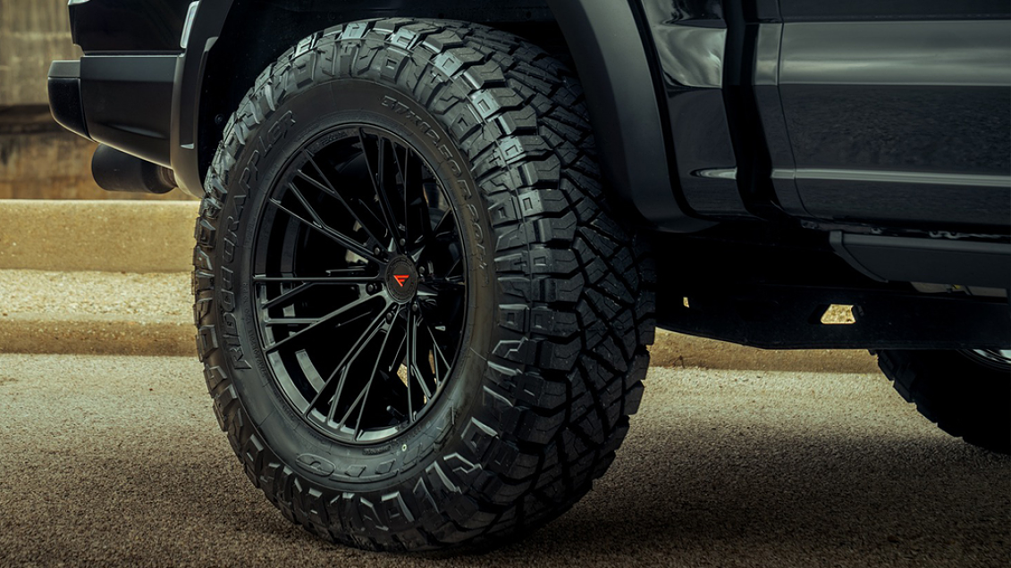 2024 Ford F-150 on 20" Ferrada Wheels FTR11 Noir Black | Gallery ...