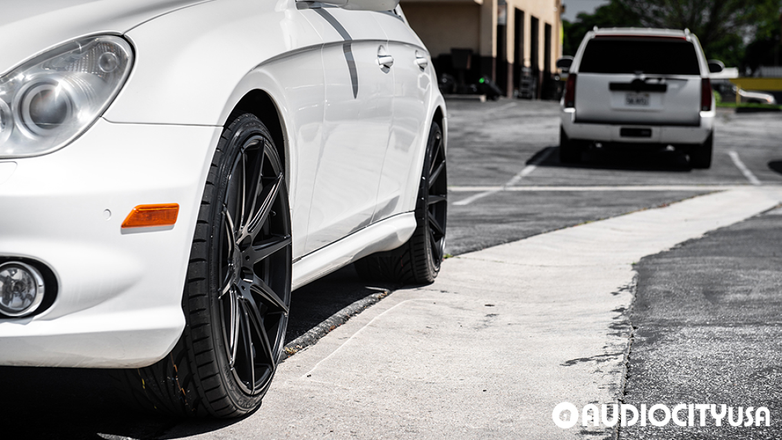 2008 Mercedes-Benz CLS-Class on 20" Verde Wheels V20 Insignia Satin ...