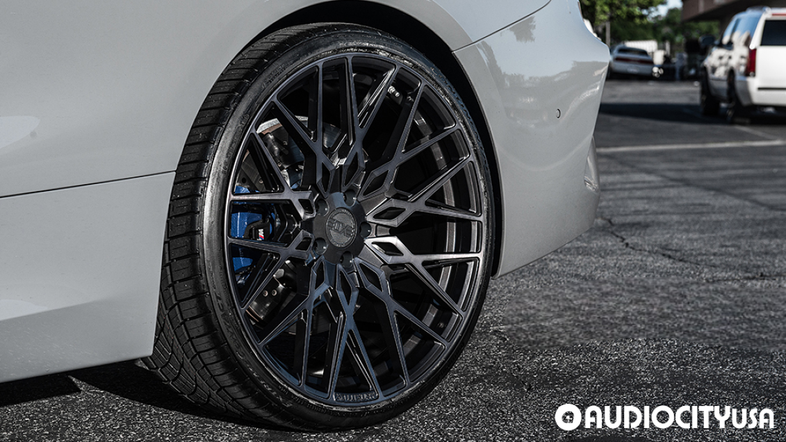 2020 BMW M8 on 22" XO Wheels Phoenix Gunmetal with Brushed Face ...