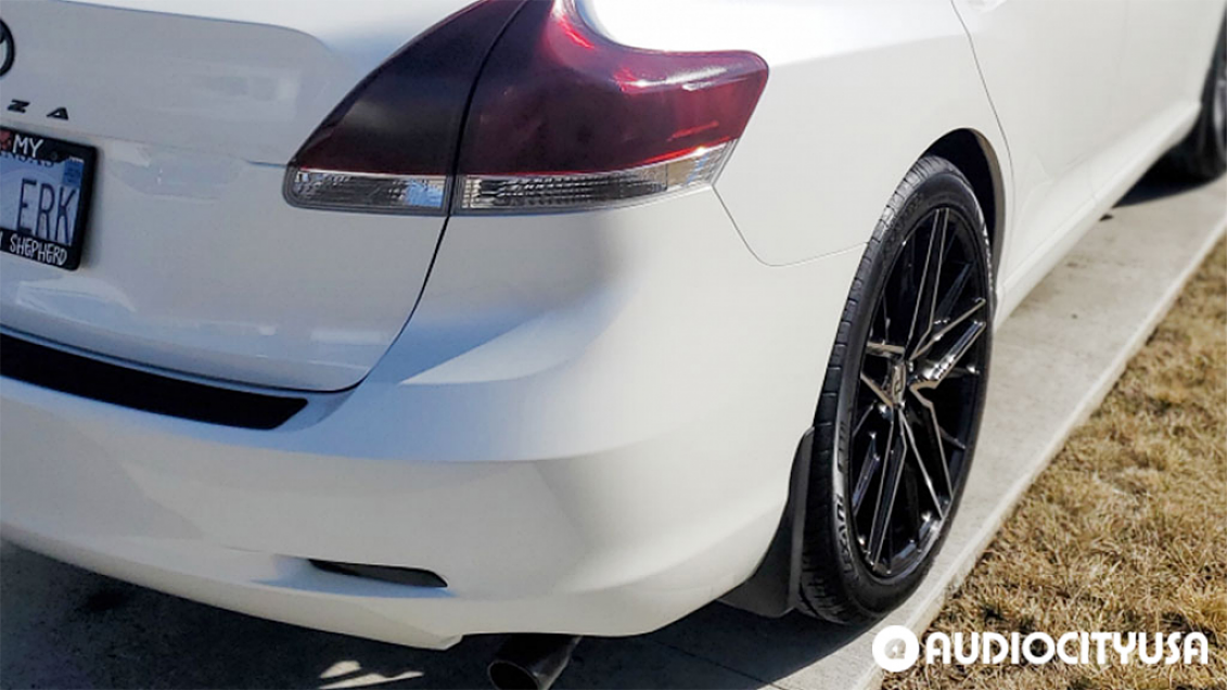 2009 Toyota Venza on 22" Pinnacle Wheels P106 Stellar Gloss Black ...