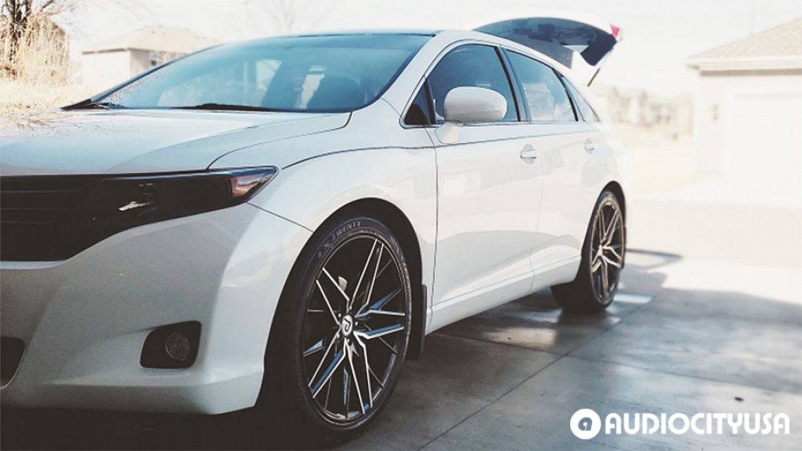 2009 Toyota Venza on 22" Pinnacle Wheels P106 Stellar Gloss Black ...