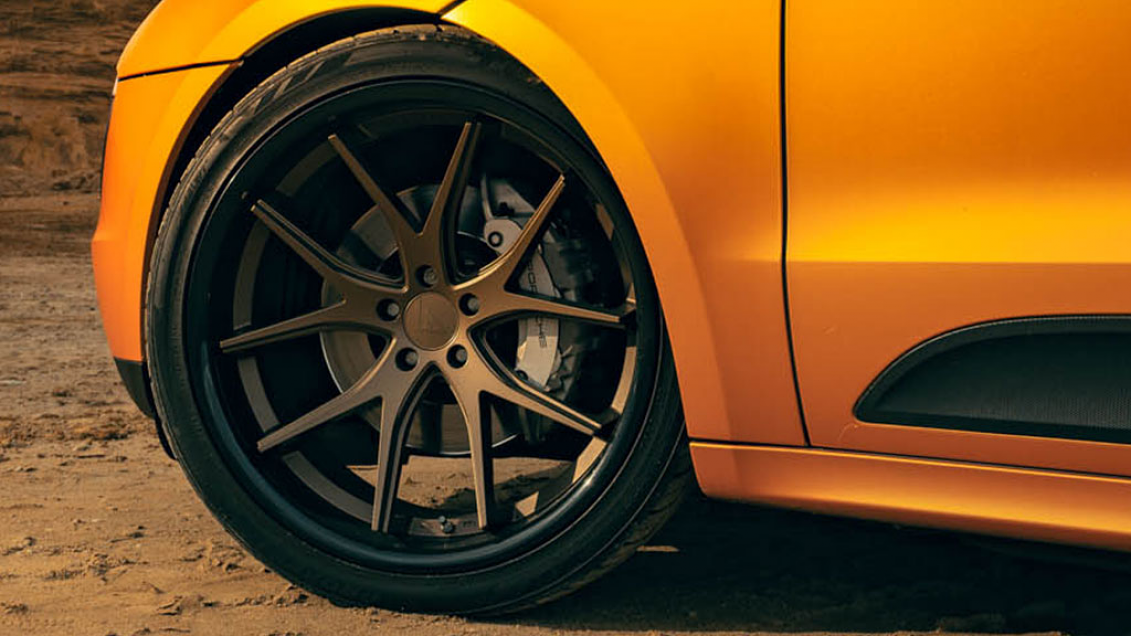 2018 Porsche Macan on 22" Ferrada Wheels FR2 Matte Bronze with Gloss ...