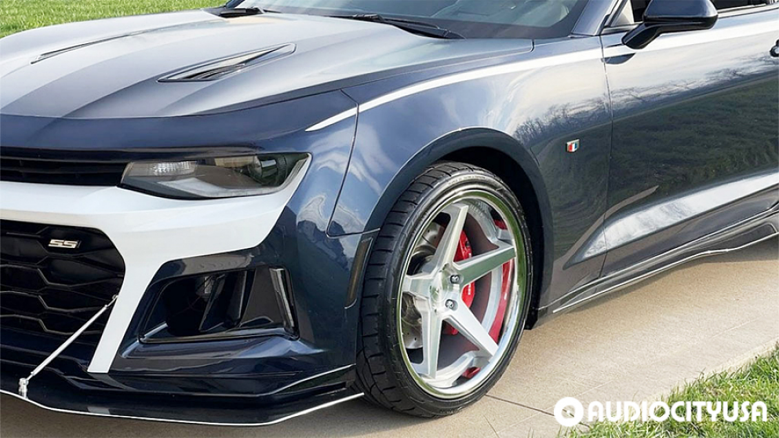 2016 Chevrolet Camaro 2SS on 20" Ferrada Wheels FR3 Silver Brushed with ...