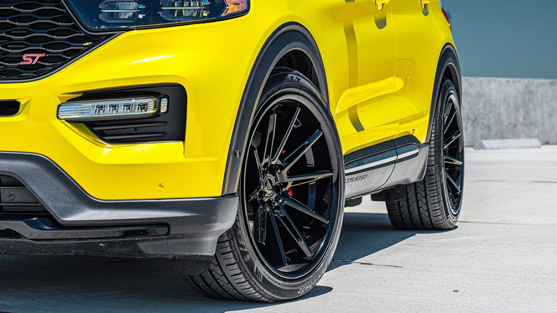 2021 Ford Explorer on 22" Ferrada Wheels CM2 Gloss Black - Custom ...