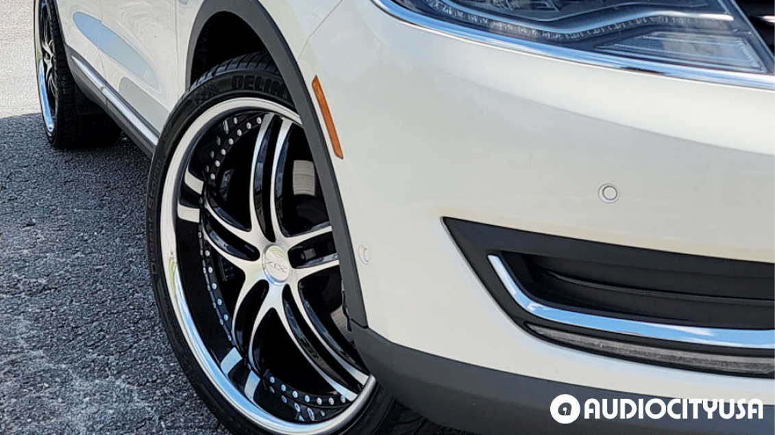 2016 Lincoln MKX on 22" XIX Wheels X15 Black Machined with SS Lip ...