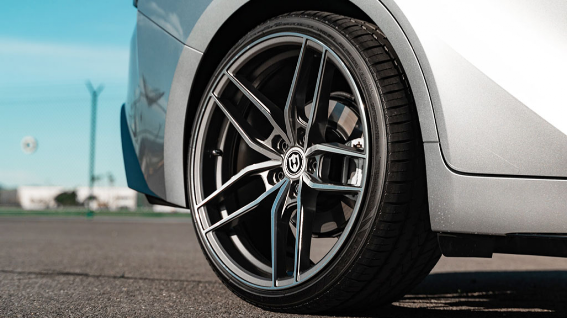 2021 Lexus IS Series on 20" Curva Wheels CFF25 Gunmetal Machined ...