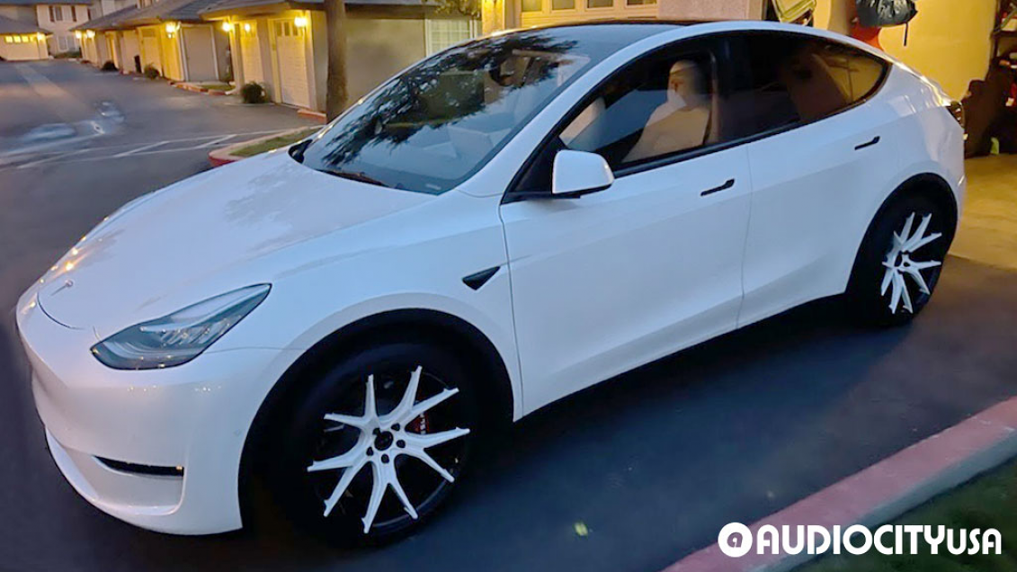 2021 Tesla Model Y on 20" Element Wheels EL1225 Gloss Black with White ...