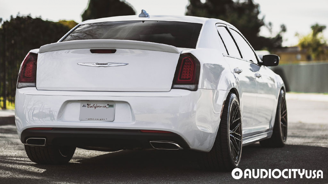 2018 Chrysler 300S RWD on 20" Road Force Wheels RF13 Gloss Black ...