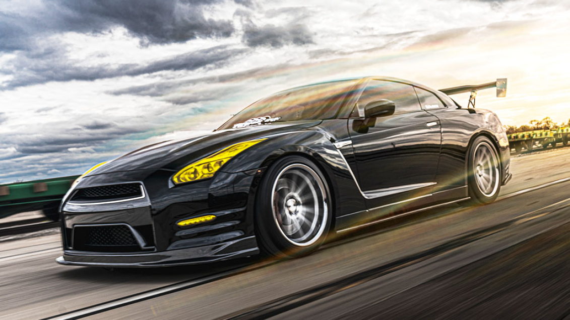 2015 Nissan GT-R on 20" Ferrada Wheels FR4 Silver Machined with Chrome ...