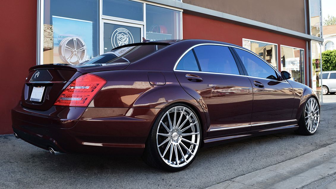 2012 Mercedes-Benz S-Class on 22" Road Force Wheels RF15 Custom Chrome ...
