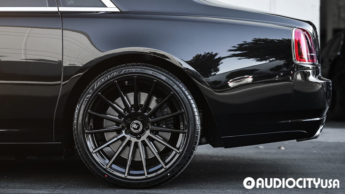 2017 Rolls Royce Ghost on 22" Road Force Wheels RF15 Gloss Black ...