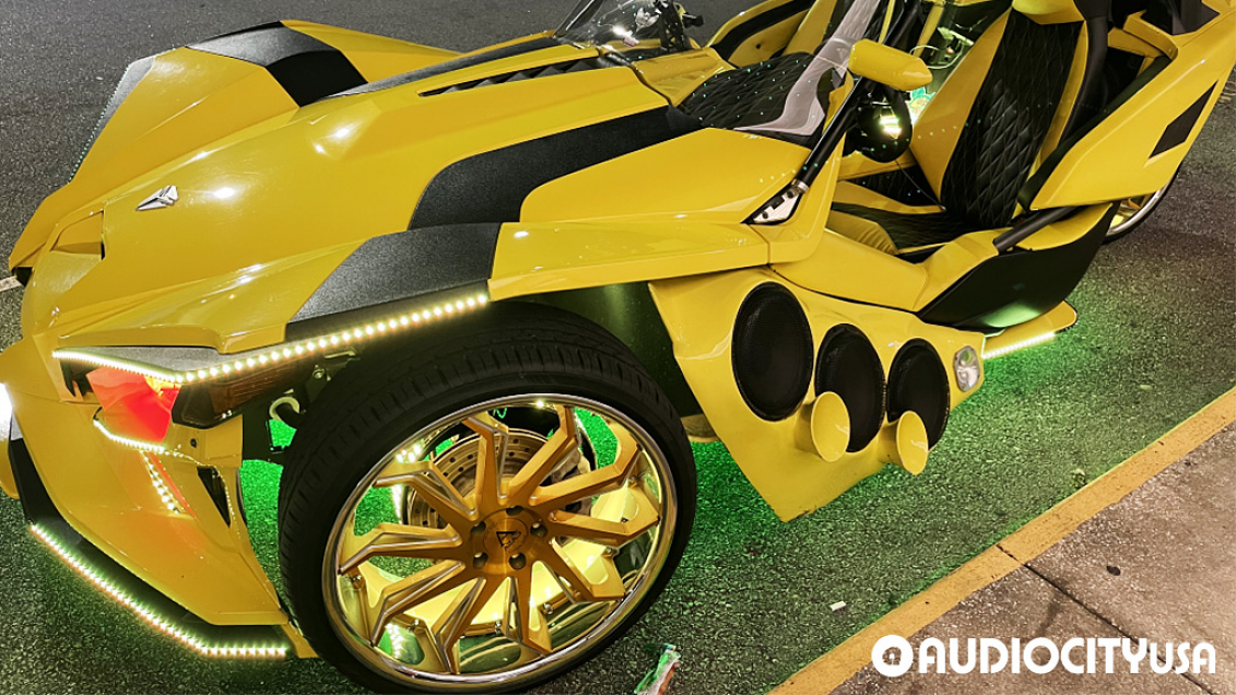 2015 Polaris Slingshot AZAD AZ1101 22 inch Wheels | Gallery | AudioCityUSA