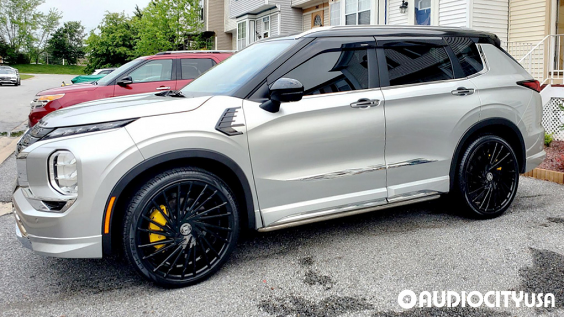 2022 Mitsubishi Outlander on 22" Lexani Wheels Wraith Gloss Black ...