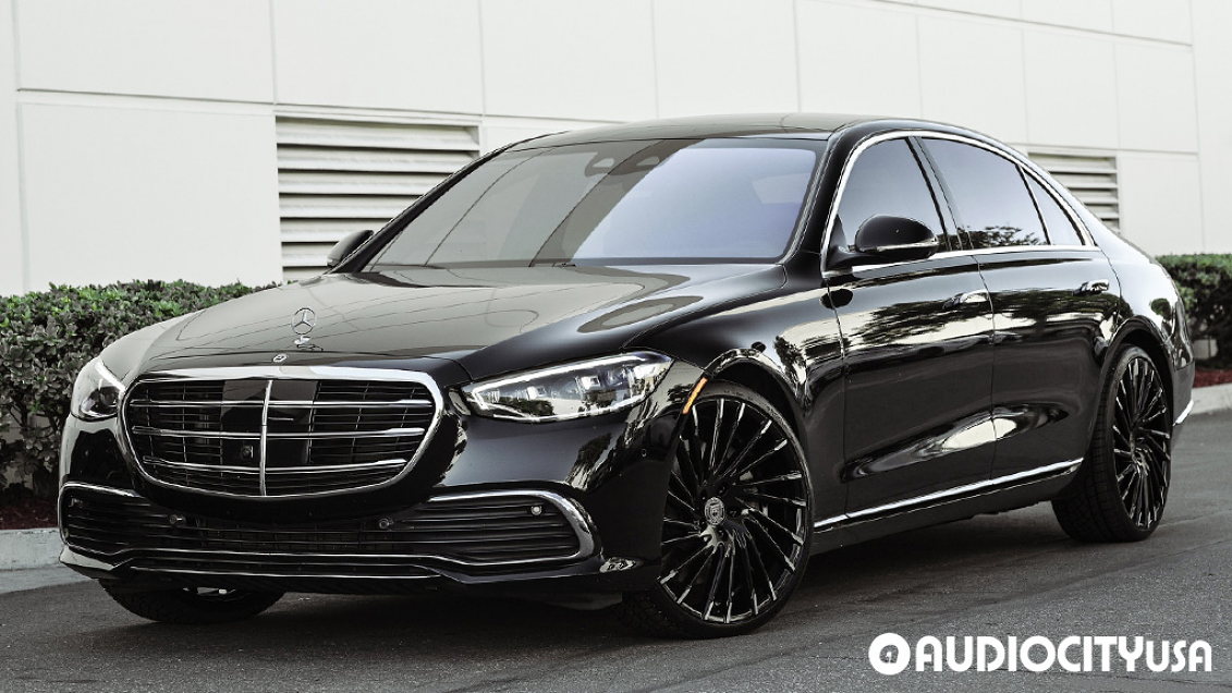 2021 Mercedes-Benz S-Class on 22" Lexani Wheels Wraith Gloss Black with ...