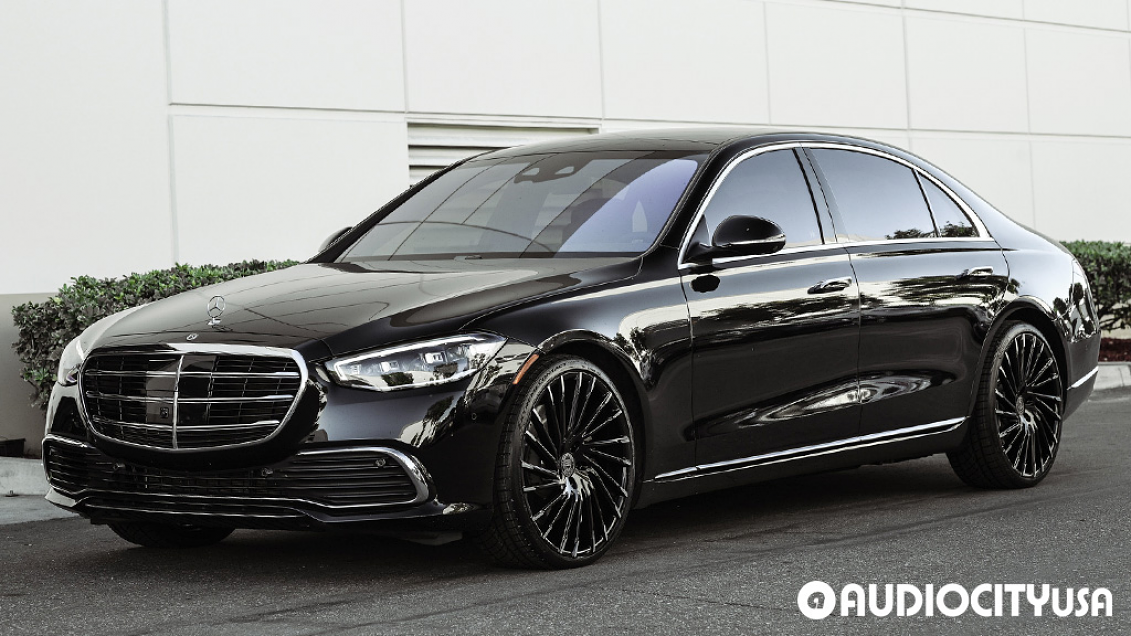 2021 Mercedes-Benz S-Class on 22" Lexani Wheels Wraith Gloss Black with ...
