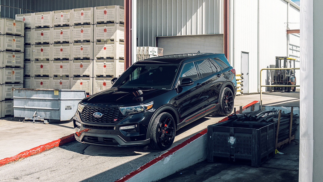 2021 Ford Explorer on 22" Vossen Wheels HF-5 Gloss Black | Gallery ...