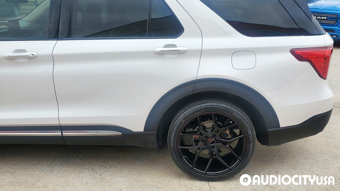 2021 Ford Explorer on 22" Giovanna Wheels Haleb Gloss Black | Gallery ...
