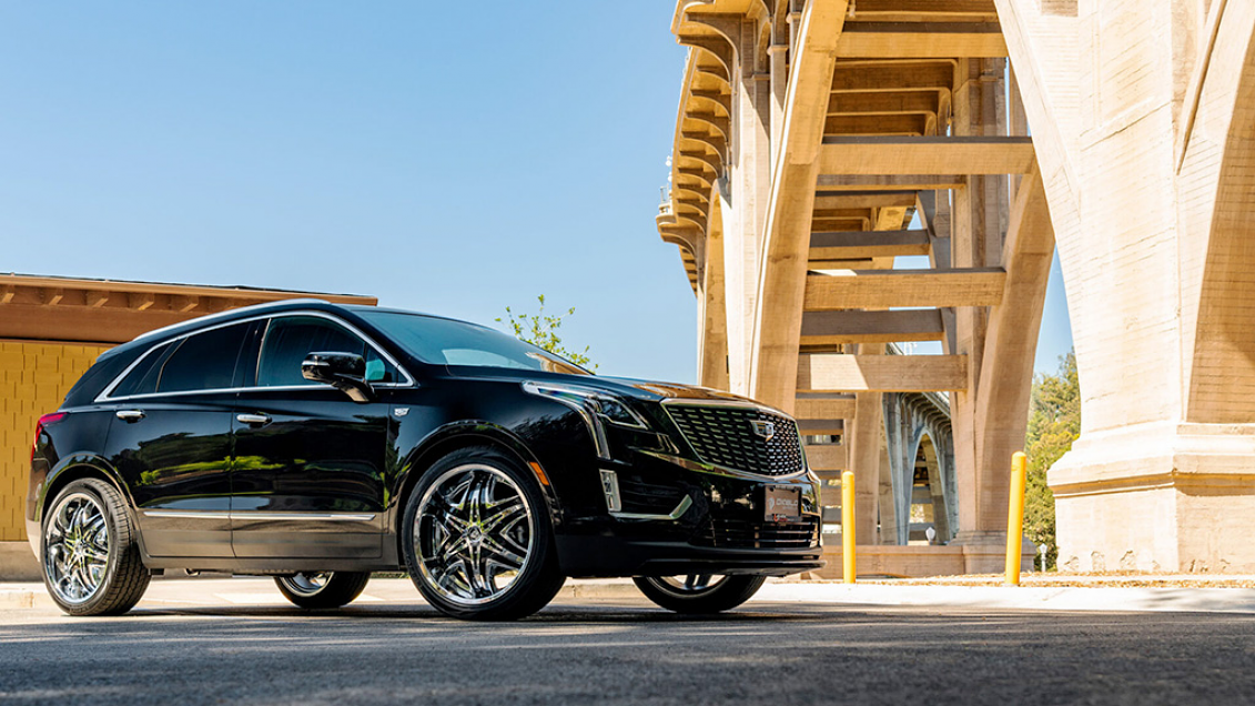 2021 Cadillac XT5 on 22" Diablo Wheels Elite Chrome with Black Inserts ...