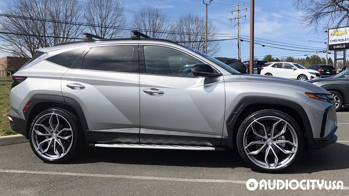 2022 Hyundai Tucson on 22" Road Force Wheels RF17 Satin Gunmetal ...