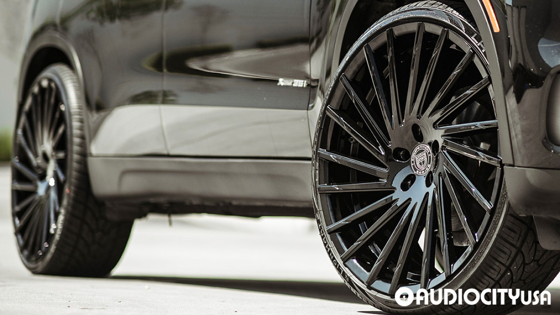 2018 BMW X5 on 24" Lexani Wheels Wraith Gloss Black | Gallery ...