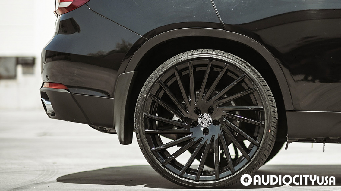 2018 BMW X5 on 24" Lexani Wheels Wraith Gloss Black | Gallery ...