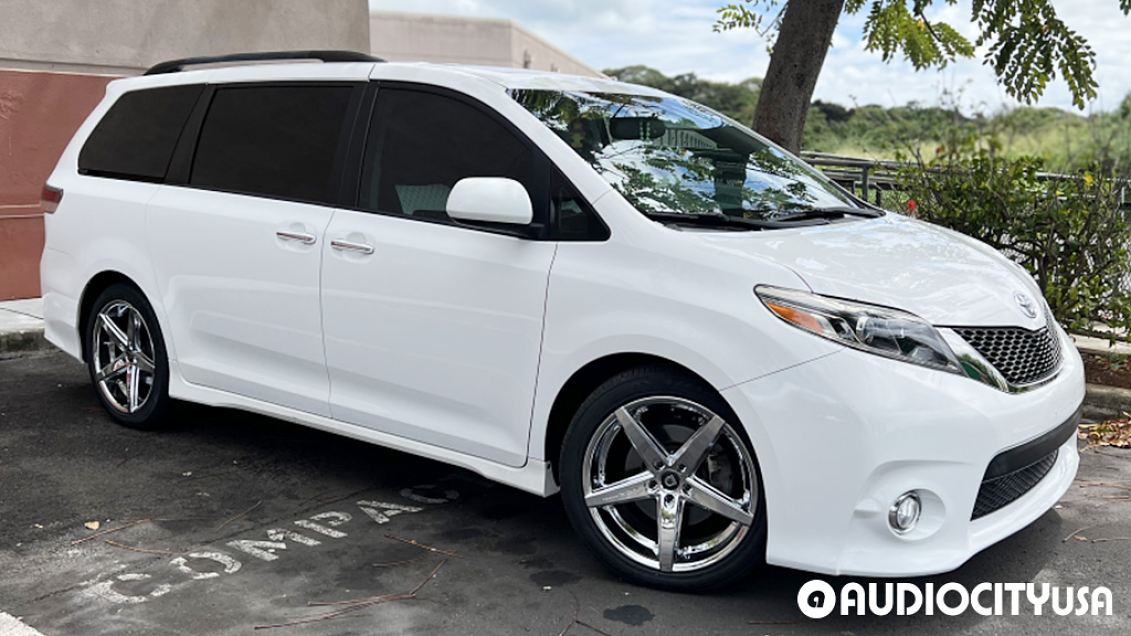 2017 Toyota Sienna Lexani R-Four 20 inch Wheels | Gallery | AudioCityUSA