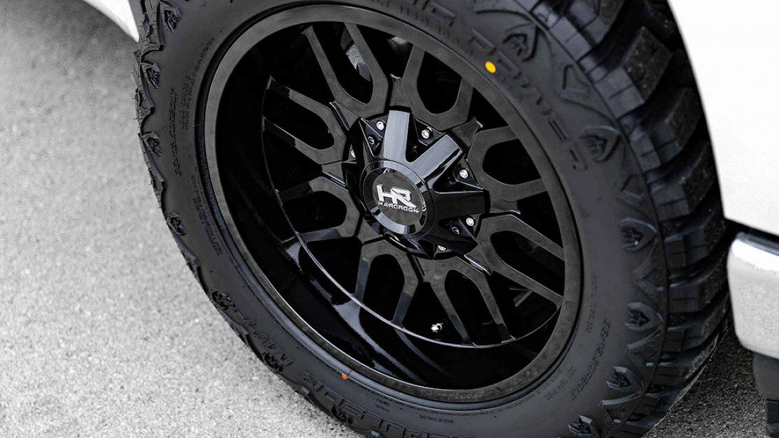 2020 Chevrolet Silverado 1500 on 20" Hardrock Wheels H709 Commander ...
