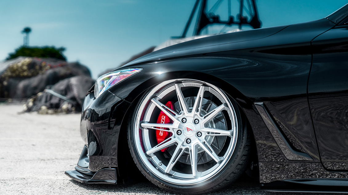 2020 Infiniti Q60 on 20" Ferrada Wheels CM2 Silver Machined with Chrome ...