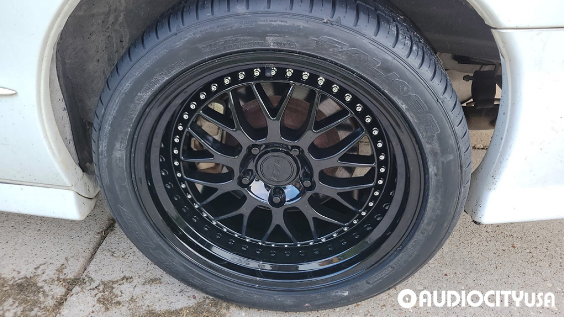 2002 Pontiac Firebird on 18" ESR Wheels SR01 Gloss Black | Gallery ...