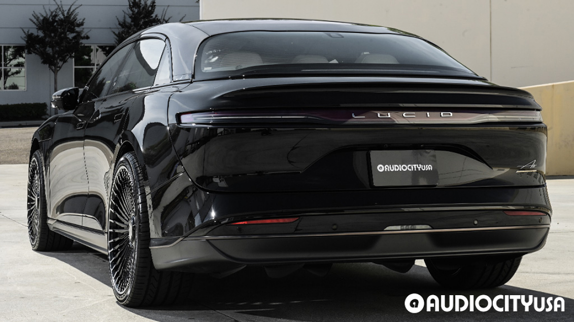 2023 Lucid Air on 22" Giovanna Wheels Wheels Tulum Gloss Black ...