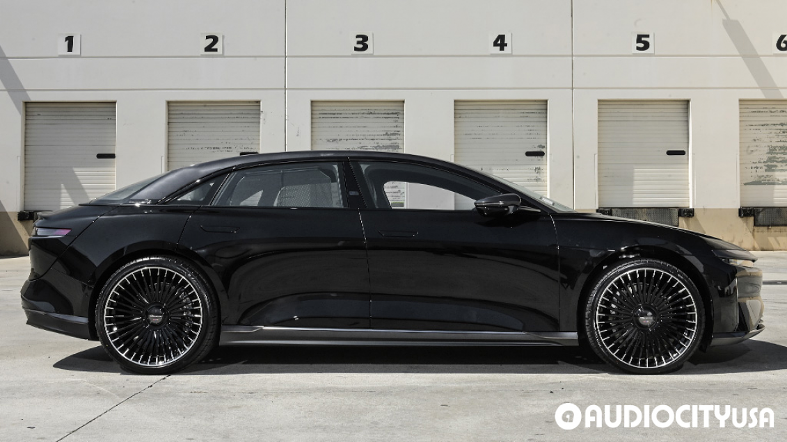 2023 Lucid Air on 22" Giovanna Wheels Wheels Tulum Gloss Black ...