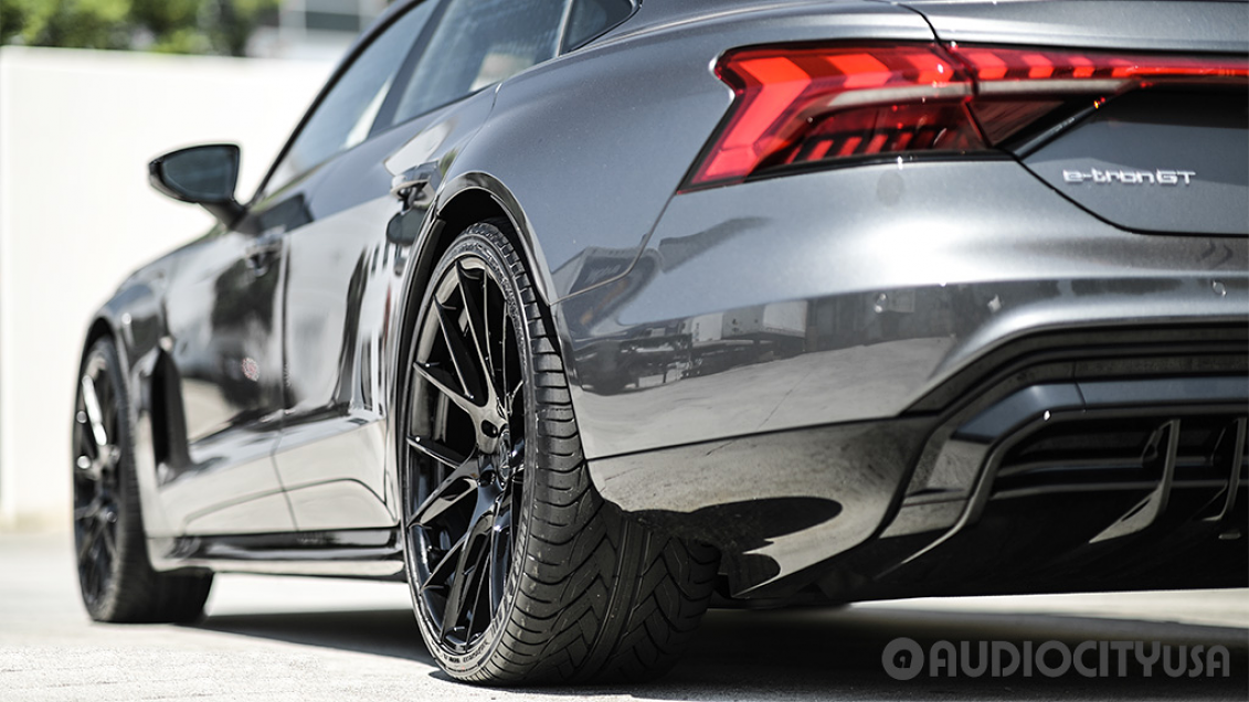 2023 Audi e-tron GT on 22" Blaque Diamond Wheels BD-F18 Gloss Black ...