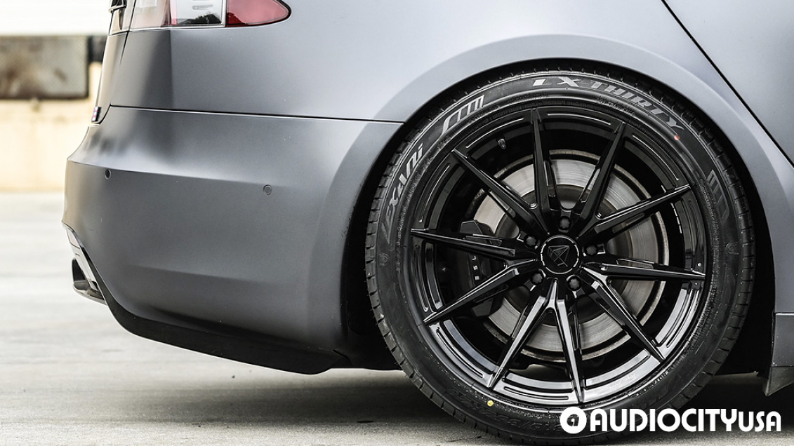 2021 Tesla Model S on 20" Blaque Diamond Wheels BD-F29 Gloss Black ...