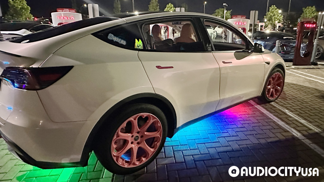 2023 Tesla Model Y on 19" Heritage Wheels Kokoro MonoC Sakura Pink ...