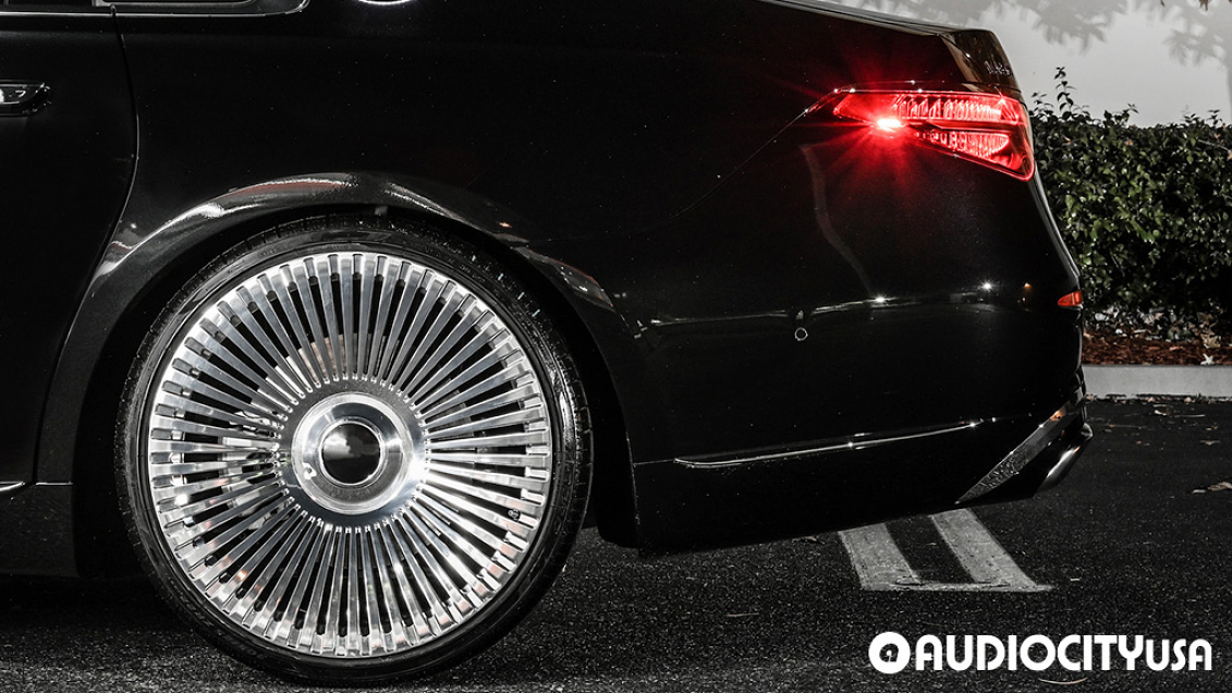 2023 Mercedes-Maybach S-Class on 22" Savini Forged Wheels SL9 Floating ...