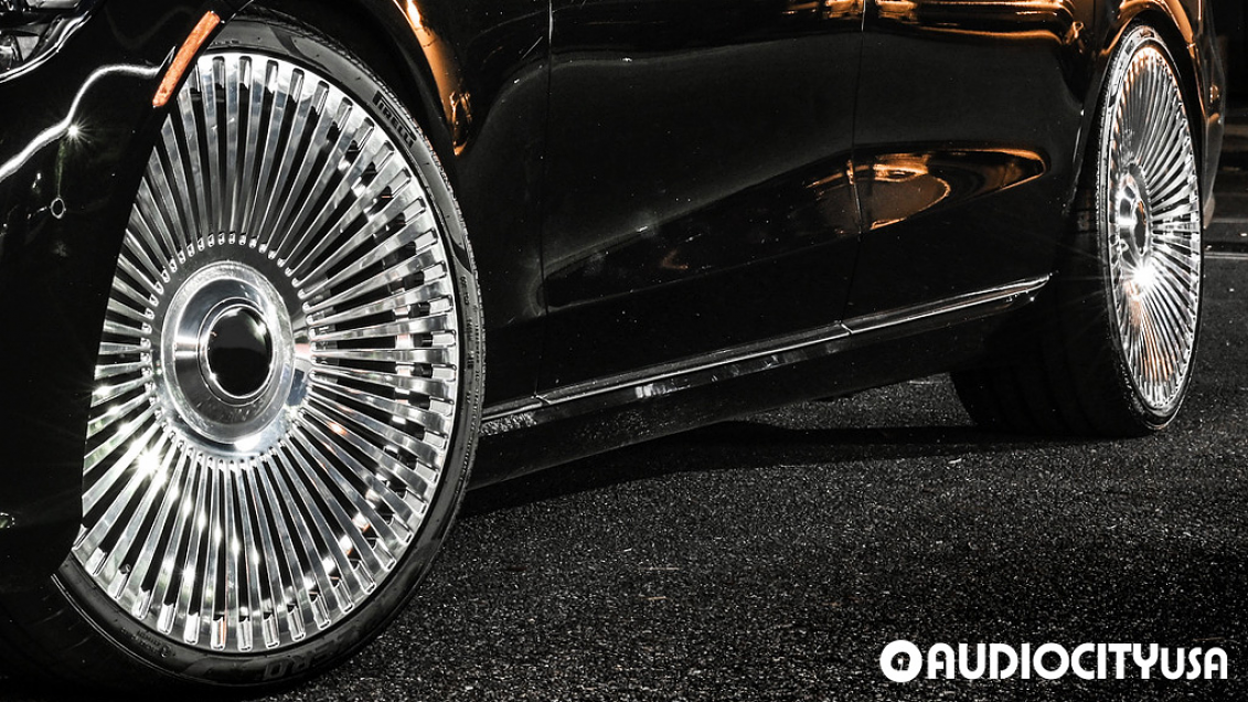 2023 Mercedes-Maybach S-Class on 22" Savini Forged Wheels SL9 Floating ...