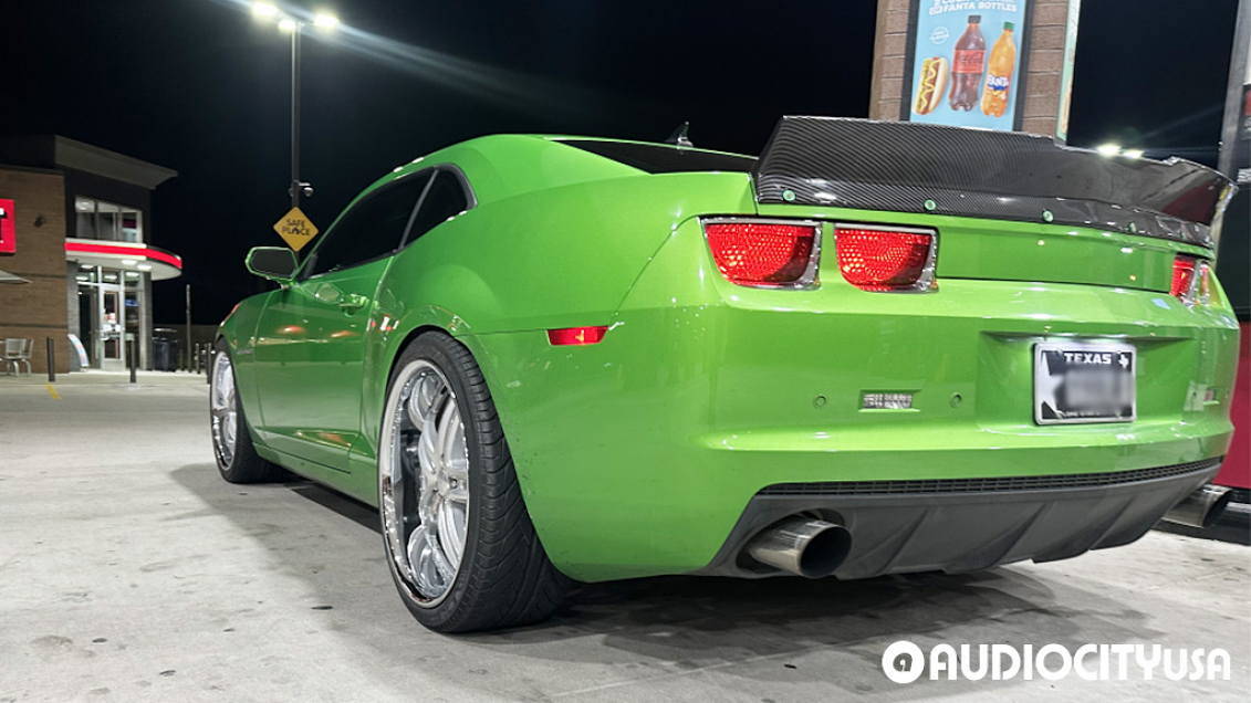 2011 Chevrolet Camaro 2SS on 22" XIX Wheels X15 Silver Machine with SS ...