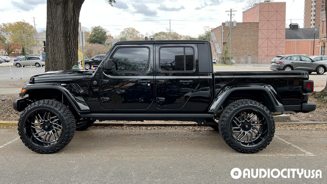 2023 Jeep Gladiator on 24" Fuel Wheels D807 Hurricane Gloss Black ...