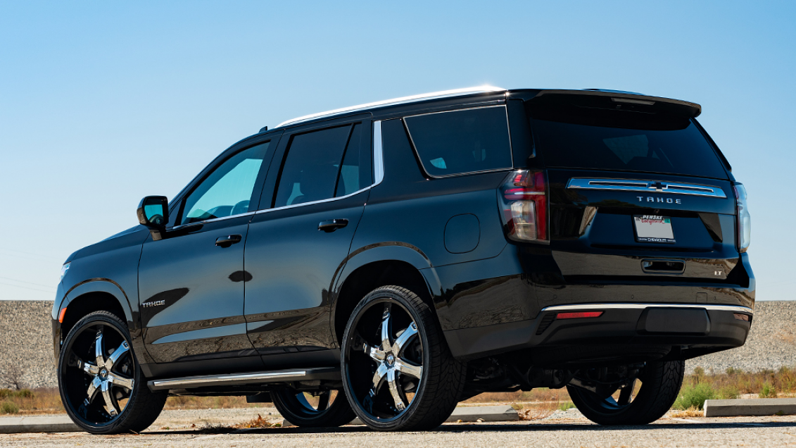 2022 Chevrolet Tahoe 4WD on 26" Diablo Wheels Fury Black with Chrome ...