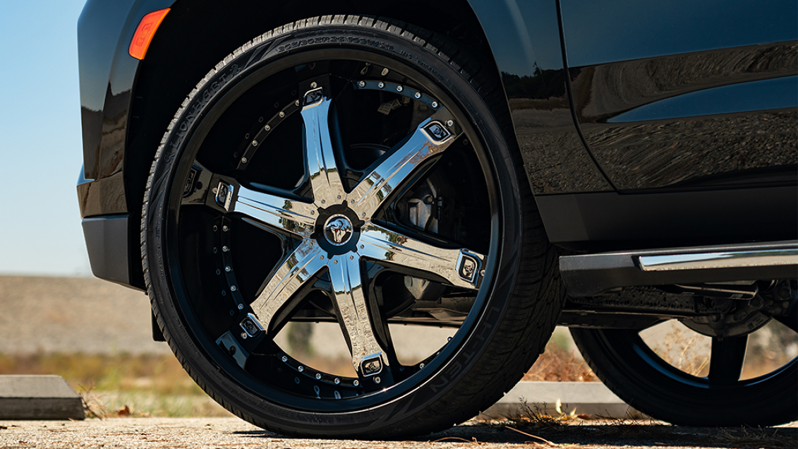 2022 Chevrolet Tahoe 4WD on 26" Diablo Wheels Fury Black with Chrome ...