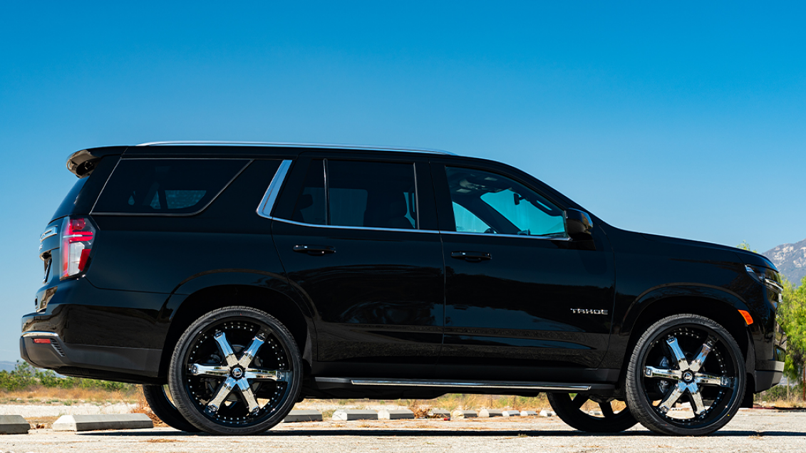 2022 Chevrolet Tahoe 4WD on 26" Diablo Wheels Fury Black with Chrome ...