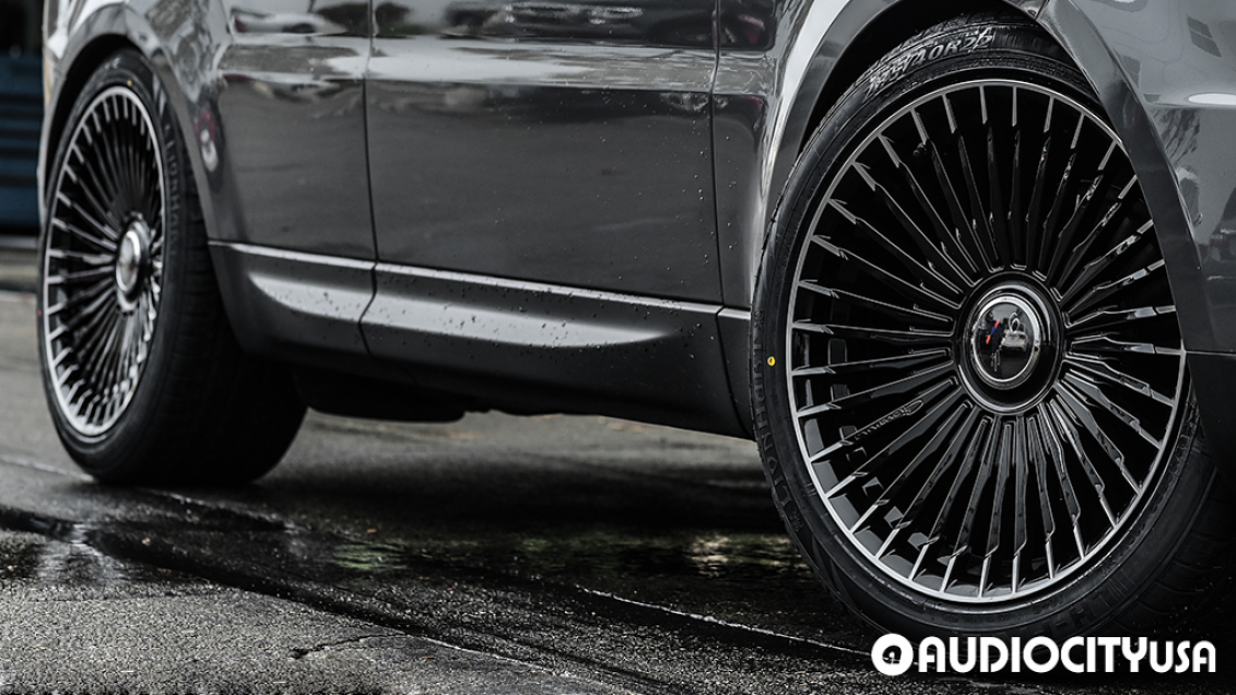 2017 Land Rover Range Rover on 22" Giovanna Wheels Tulum - Floating Cap ...