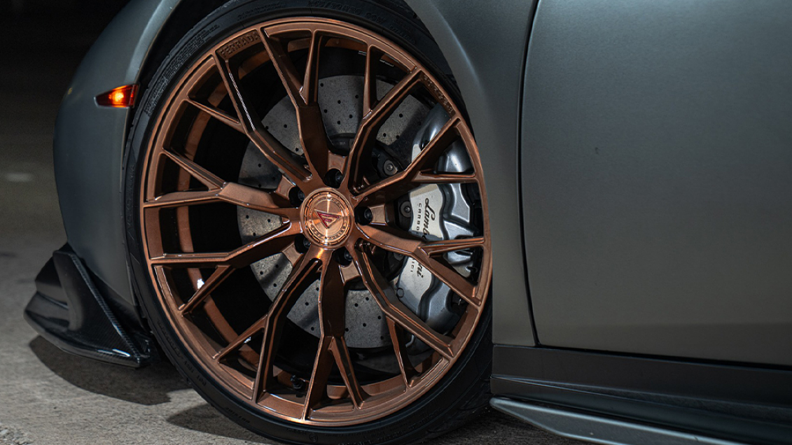 2022 Lamborghini Huracan on 20" Ferrada Wheels F8-FR9 Brushed Cobre ...