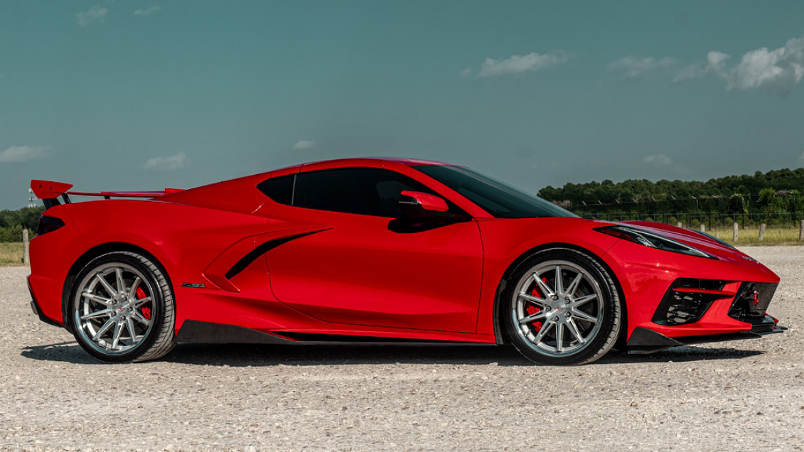 2020 Chevrolet Corvette on 20" Ferrada Wheels CM2 Silver Machine with ...